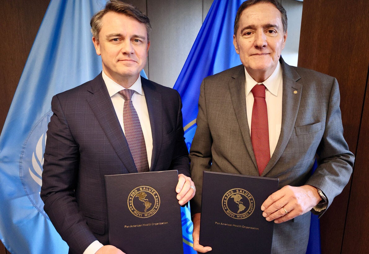 PAHO and IOM sign agreement to improve the health of 70 million ...