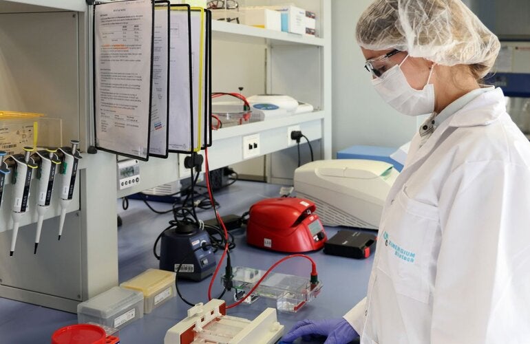 Anniversary Photo Exhibit: Local Vaccines Production - PAHO/WHO | Pan ...