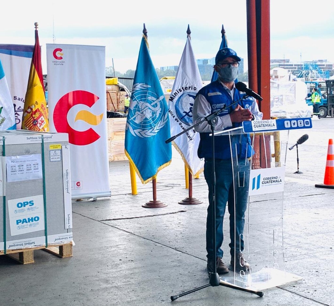 Guatemala recibe vacunas Pfizer compradas a través del mecanismo COVAX ...